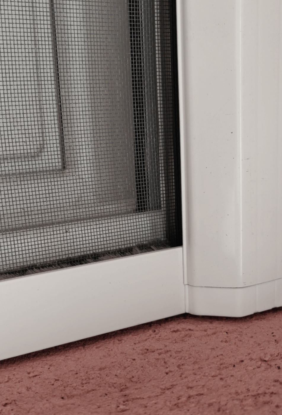 Roll-up mosquito screens – Ares Mont